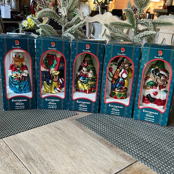 Mickey Limited | Holiday | Set Of Vintage Blown Glass Disney Ornaments ...